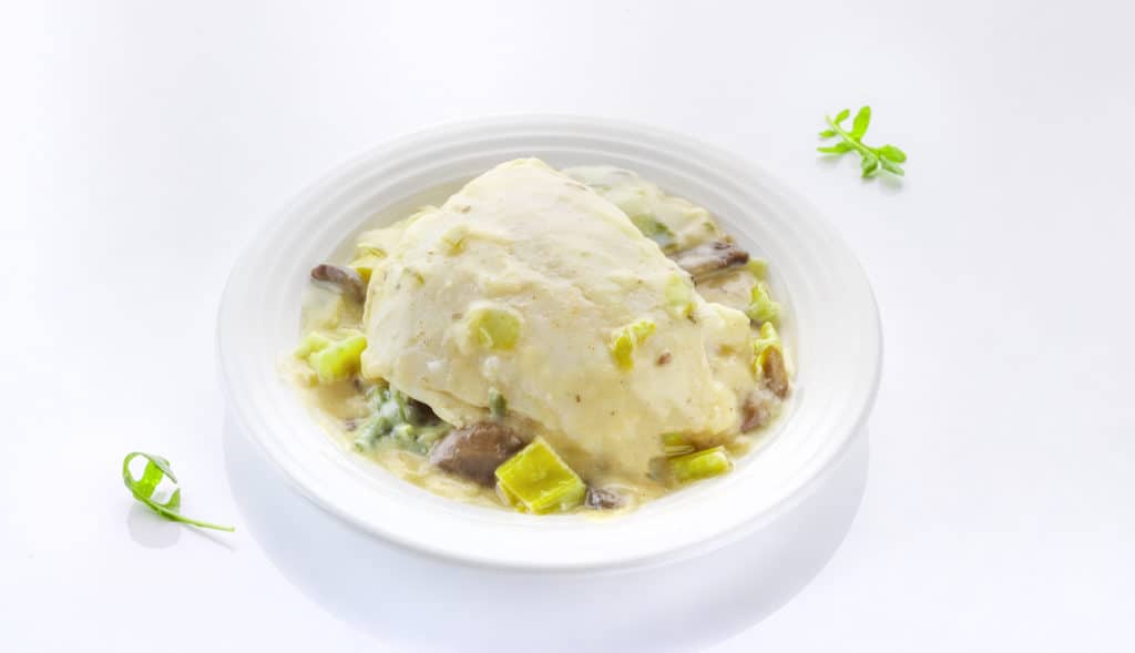 Hake Fillet with Leek and Button Mushroom Sauce | Cuisine Solutions